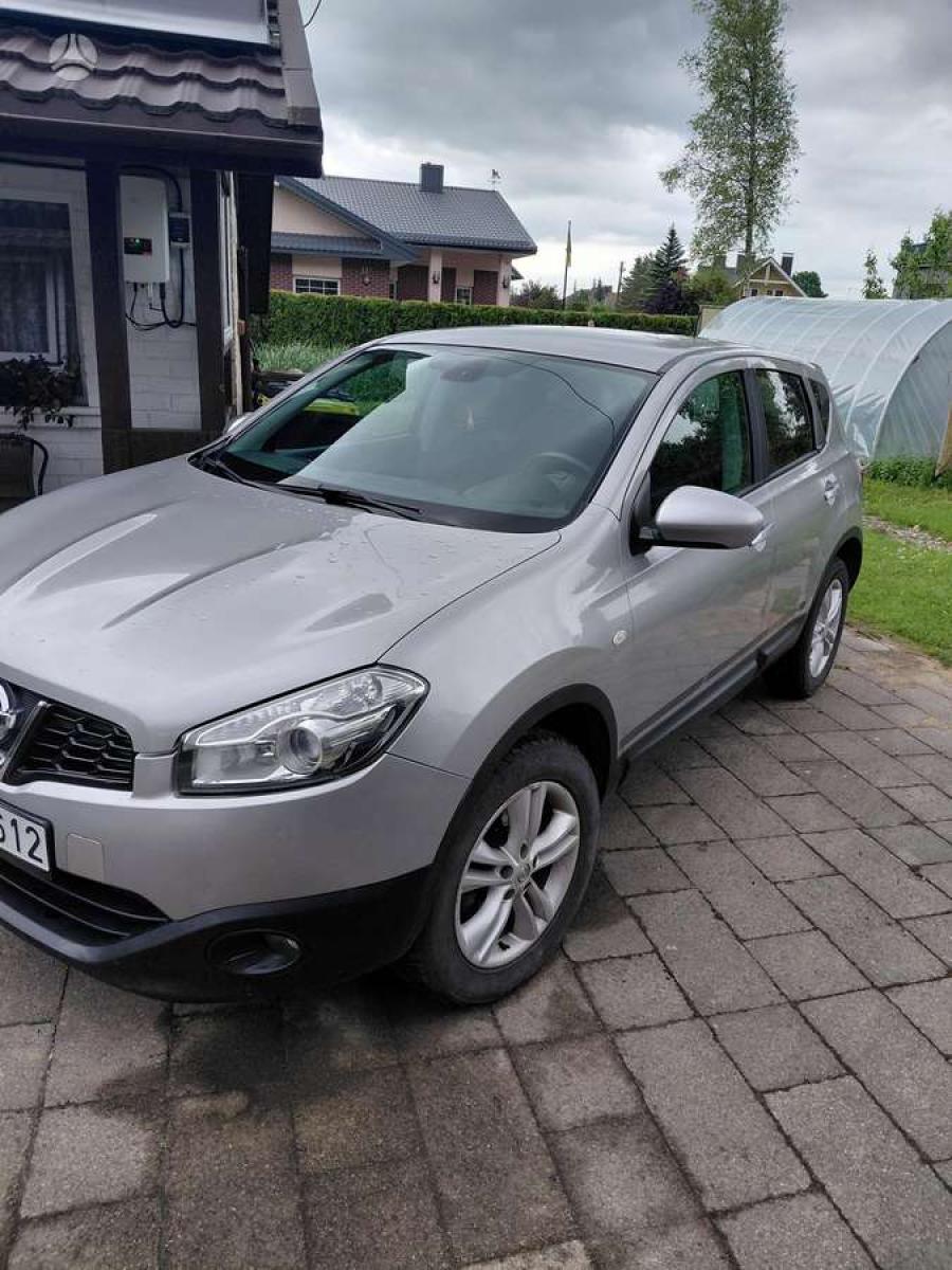 Pelēks Nissan Qashqai 2013 Mažeikiai, ar dzinēja tilpumu 1.50 L un nobraukumu 218 tūkst. km par 4800 €, foto 8 vietnē AUTOMOTO.COM.LV