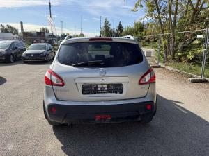 Grey Nissan Qashqai 2013 in Marijampole, with an engine capacity of 1.60 L and mileage of 323 thousand km for 3650 €, photo 6 on AUTOMOTO.COM.LV