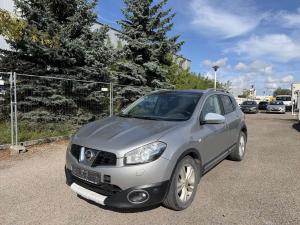 Grey Nissan Qashqai 2013 in Marijampole, with an engine capacity of 1.60 L and mileage of 323 thousand km for 3650 €, photo 9 on AUTOMOTO.COM.LV
