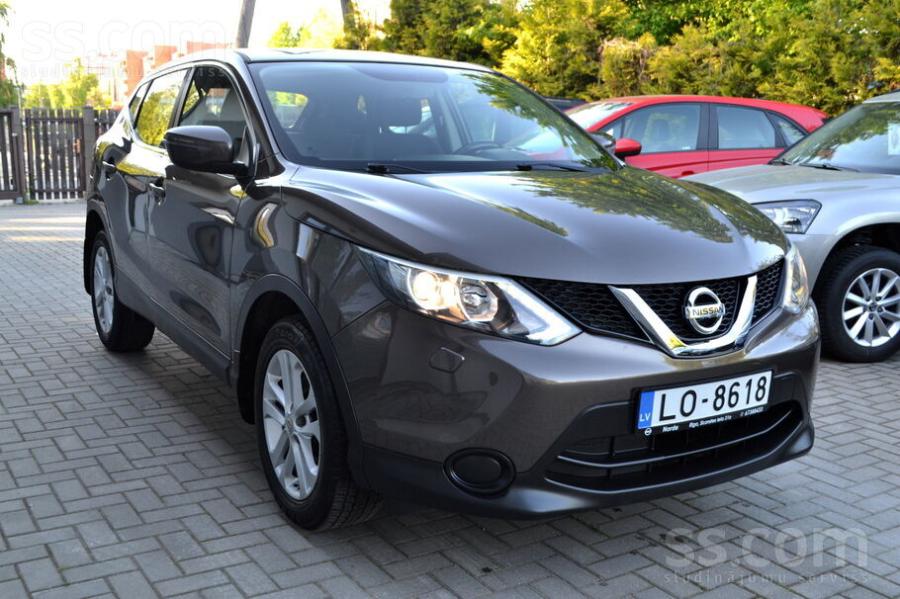 Grey Nissan Qashqai 2014 in Riga, with an engine capacity of 1.20 L and mileage of 187 thousand km for 6600 €, photo 2 on AUTOMOTO.COM.LV
