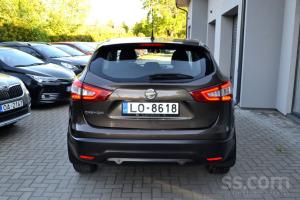 Grey Nissan Qashqai 2014 in Riga, with an engine capacity of 1.20 L and mileage of 187 thousand km for 6600 €, photo 5 on AUTOMOTO.COM.LV