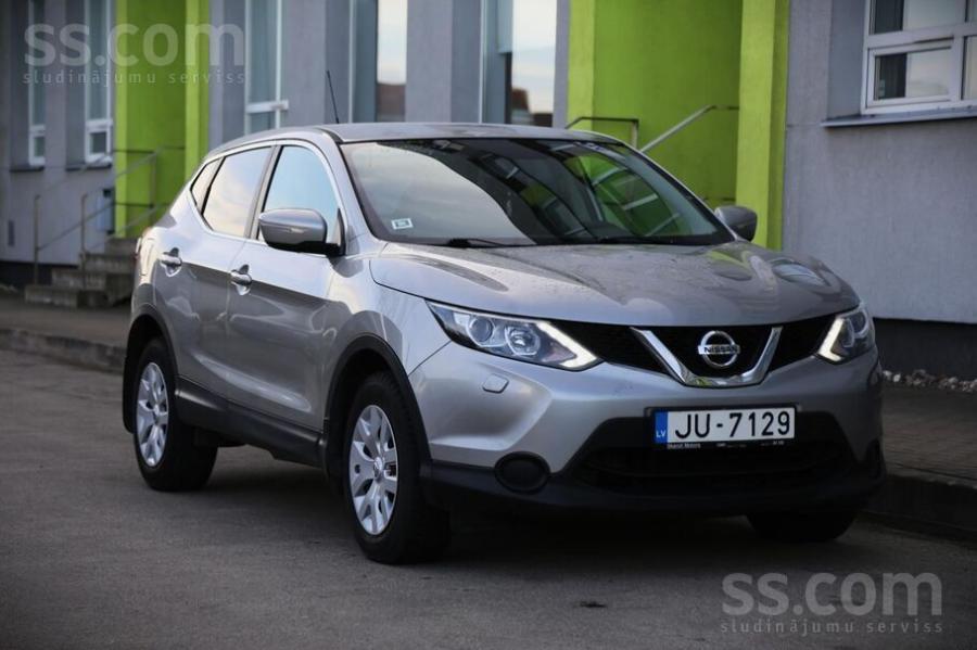 Grey Nissan Qashqai 2014 in Riga, with an engine capacity of 1.50 L and mileage of 0 thousand km for 7295 €, photo 4 on AUTOMOTO.COM.LV