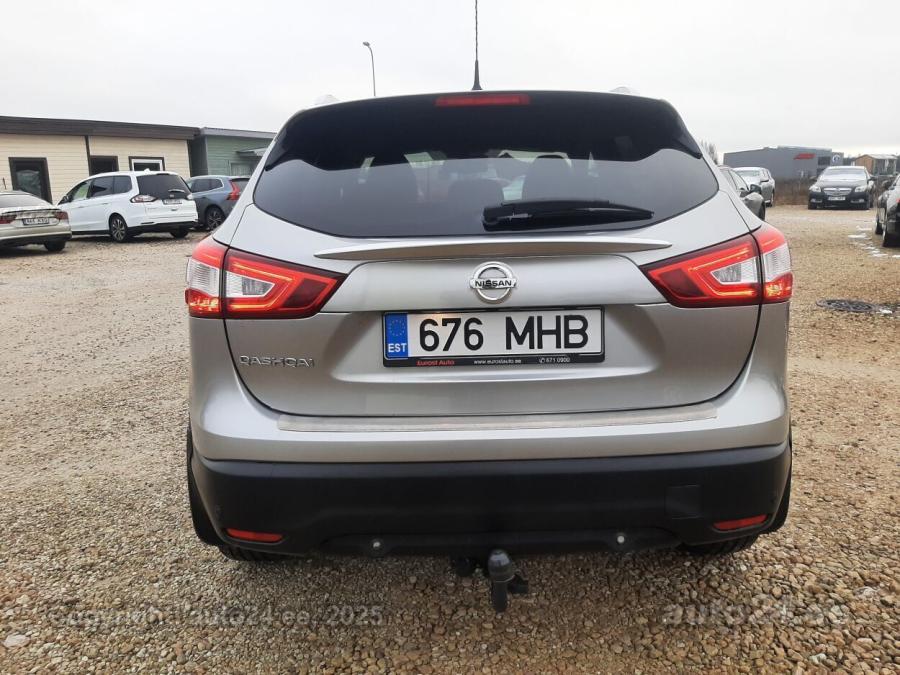 Pelēks Nissan Qashqai 2014 Tartu, ar dzinēja tilpumu 1.60 L un nobraukumu 223 tūkst. km par 8490 €, foto 6 vietnē AUTOMOTO.COM.LV