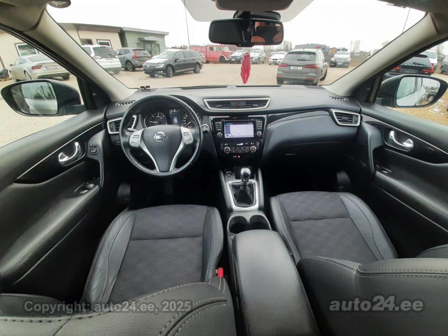 Pelēks Nissan Qashqai 2014 Tartu, ar dzinēja tilpumu 1.60 L un nobraukumu 223 tūkst. km par 8490 €, foto 13 vietnē AUTOMOTO.COM.LV
