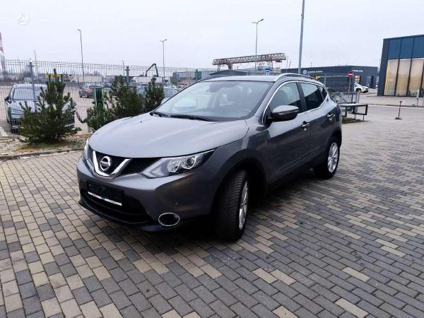 Grey Nissan Qashqai 2014 in Siauliai, with an engine capacity of 1.50 L and mileage of 140 thousand km for 8600 €, photo 9 on AUTOMOTO.COM.LV