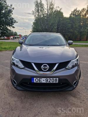 Pelēks Nissan Qashqai 2014 Limbaži, ar dzinēja tilpumu 1.20 L un nobraukumu 150 tūkst. km par 8000 €, foto  vietnē AUTOMOTO.COM.LV