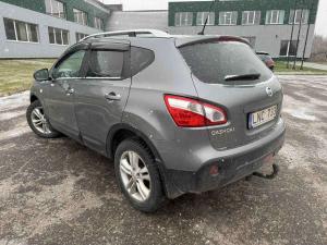 Pelēks Nissan Qashqai 2014 Plungė, ar dzinēja tilpumu 2.00 L un nobraukumu 180 tūkst. km par 8400 €, foto 5 vietnē AUTOMOTO.COM.LV