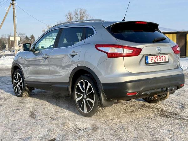 Pelēks Nissan Qashqai 2014 Marijampole, ar dzinēja tilpumu 1.46 L un nobraukumu 274 tūkst. km par 7800 €, foto 3 vietnē AUTOMOTO.COM.LV