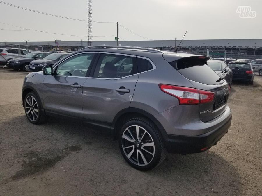Grey Nissan Qashqai 2014 in Kaunas, with an engine capacity of 1.20 L and mileage of 176 thousand km for 7999 €, photo 6 on AUTOMOTO.COM.LV