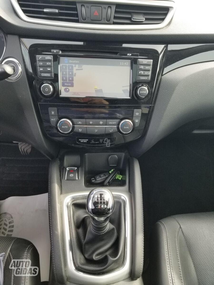Grey Nissan Qashqai 2014 in Kaunas, with an engine capacity of 1.20 L and mileage of 176 thousand km for 7999 €, photo 16 on AUTOMOTO.COM.LV