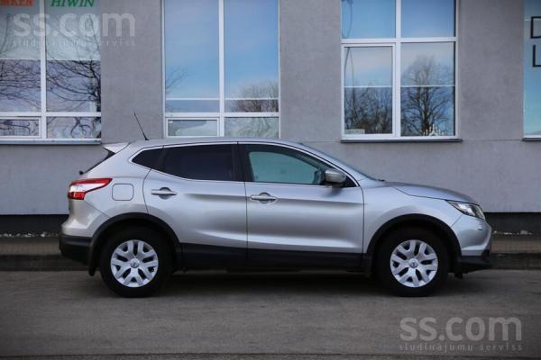 Grey Nissan Qashqai 2014 in Riga, with an engine capacity of 1.50 L and mileage of 0 thousand km for 6995 €, photo 3 on AUTOMOTO.COM.LV