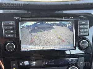 Grey Nissan Qashqai 2014 in Riga, with an engine capacity of 1.50 L and mileage of 257 thousand km for 6999 €, photo 7 on AUTOMOTO.COM.LV