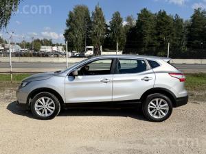 Grey Nissan Qashqai 2014 in Riga, with an engine capacity of 1.50 L and mileage of 257 thousand km for 6999 €, photo 20 on AUTOMOTO.COM.LV