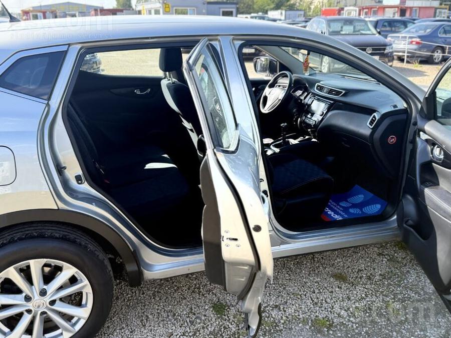 Grey Nissan Qashqai 2014 in Riga, with an engine capacity of 1.50 L and mileage of 257 thousand km for 6999 €, photo 29 on AUTOMOTO.COM.LV