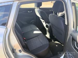 Grey Nissan Qashqai 2014 in Riga, with an engine capacity of 1.50 L and mileage of 257 thousand km for 6999 €, photo 30 on AUTOMOTO.COM.LV