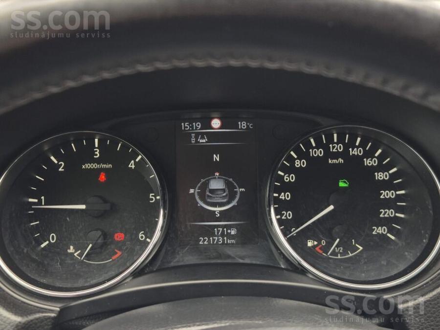 Grey Nissan Qashqai 2014 in Riga, with an engine capacity of 1.50 L and mileage of 222 thousand km for 7590 €, photo 16 on AUTOMOTO.COM.LV