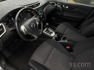 Grey Nissan Qashqai 2014 in Riga, with an engine capacity of 1.60 L and mileage of 78 thousand km for 9500 €, photo 8 on AUTOMOTO.COM.LV