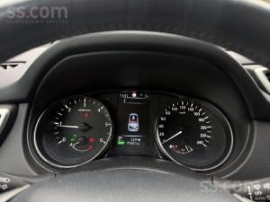 Grey Nissan Qashqai 2014 in Riga, with an engine capacity of 1.60 L and mileage of 78 thousand km for 9500 €, photo 10 on AUTOMOTO.COM.LV