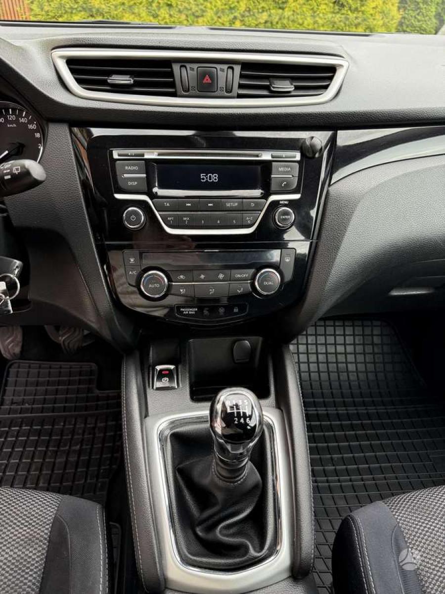 Pelēks Nissan Qashqai 2014 Utena, ar dzinēja tilpumu 0.00 L un nobraukumu 145 tūkst. km par 7950 €, foto 16 vietnē AUTOMOTO.COM.LV
