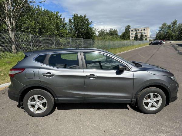 Grey Nissan Qashqai 2014 in Telschi, with an engine capacity of 1.20 L and mileage of 149 thousand km for 5700 €, photo 8 on AUTOMOTO.COM.LV