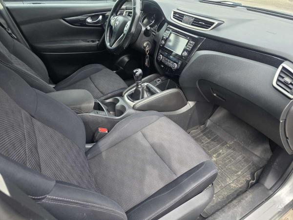 Grey Nissan Qashqai 2014 in Marijampole, with an engine capacity of 1.20 L and mileage of 208 thousand km for 4750 €, photo 10 on AUTOMOTO.COM.LV