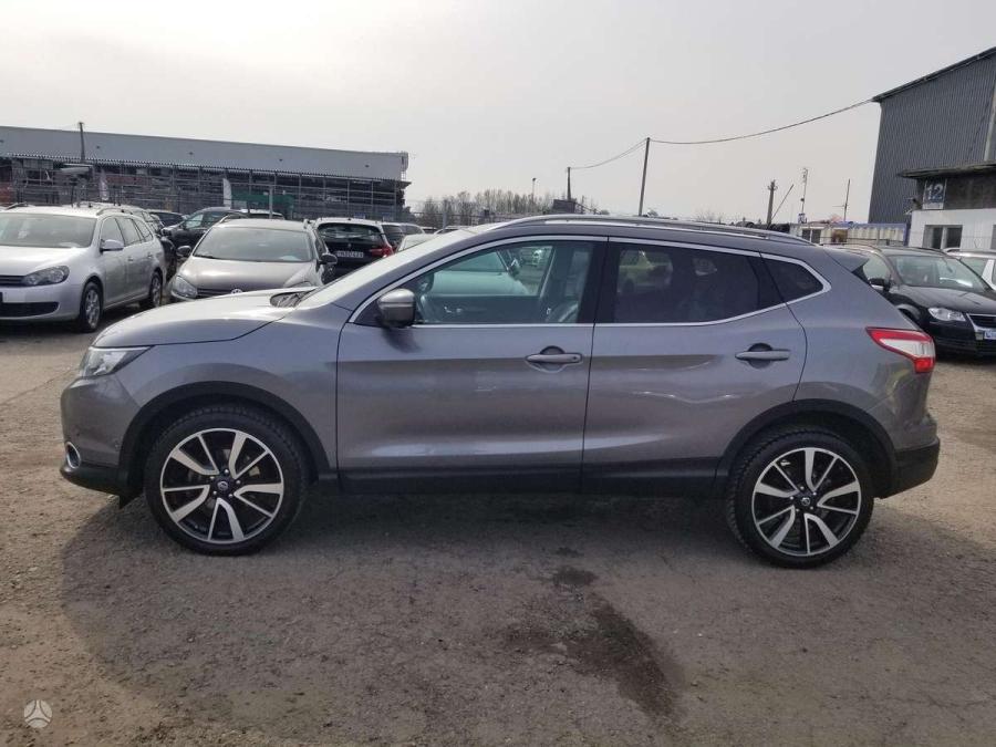 Pelēks Nissan Qashqai 2014 Kauņa, ar dzinēja tilpumu 1.20 L un nobraukumu 170 tūkst. km par 7690 €, foto 4 vietnē AUTOMOTO.COM.LV