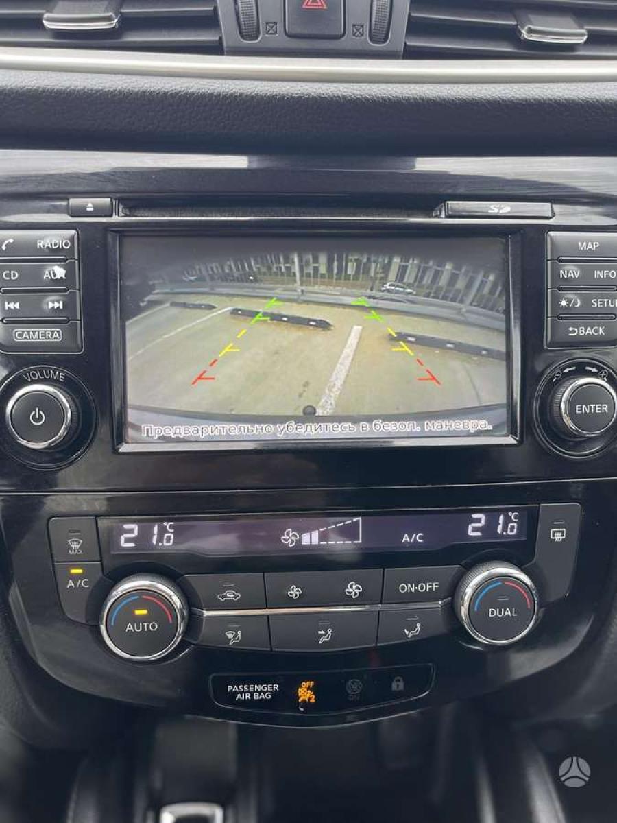 Grey Nissan Qashqai 2014 in Vilnius, with an engine capacity of 1.60 L and mileage of 235 thousand km for 7139 €, photo 20 on AUTOMOTO.COM.LV