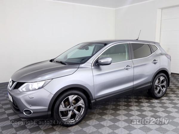 Grey Nissan Qashqai 2014 in Tallinn, with an engine capacity of 1.60 L and mileage of 239 thousand km for 5999 €, photo 2 on AUTOMOTO.COM.LV