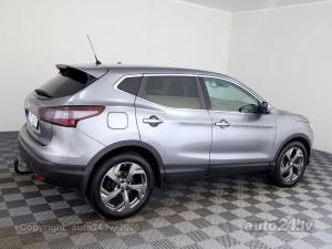 Pelēks Nissan Qashqai 2014 Tallina, ar dzinēja tilpumu 1.60 L un nobraukumu 239 tūkst. km par 5999 €, foto 4 vietnē AUTOMOTO.COM.LV