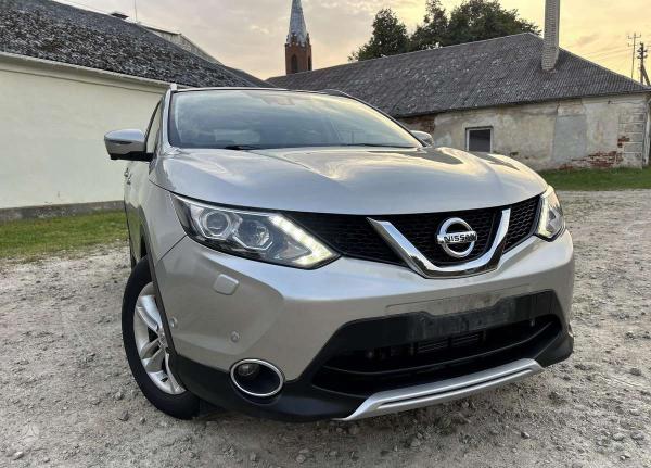 Grey Nissan Qashqai 2014 in Kaisiadorys, with an engine capacity of 1.60 L and mileage of 239 thousand km for 7950 €, photo 2 on AUTOMOTO.COM.LV