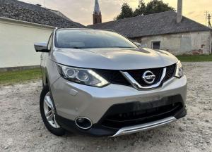 Grey Nissan Qashqai 2014 in Kaisiadorys, with an engine capacity of 1.60 L and mileage of 239 thousand km for 7950 €, photo 3 on AUTOMOTO.COM.LV