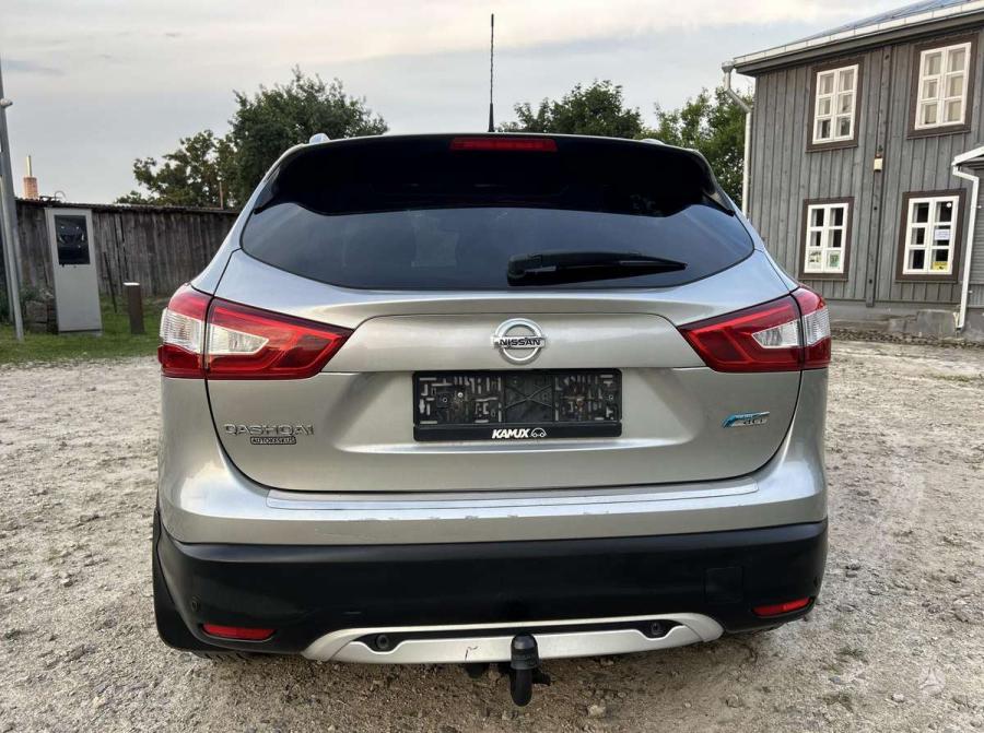 Grey Nissan Qashqai 2014 in Kaisiadorys, with an engine capacity of 1.60 L and mileage of 239 thousand km for 7950 €, photo 7 on AUTOMOTO.COM.LV