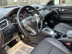 Grey Nissan Qashqai 2014 in Kaisiadorys, with an engine capacity of 1.60 L and mileage of 239 thousand km for 7950 €, photo 12 on AUTOMOTO.COM.LV