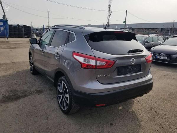 Pelēks Nissan Qashqai 2014 Kauņa, ar dzinēja tilpumu 1.20 L un nobraukumu 170 tūkst. km par 7550 €, foto 4 vietnē AUTOMOTO.COM.LV