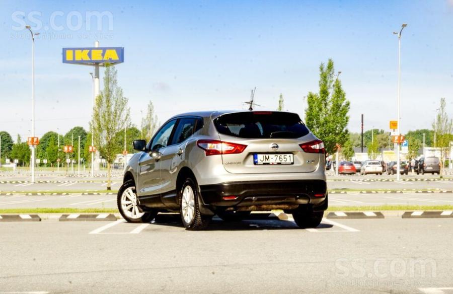 Pelēks Nissan Qashqai 2014 Rīga, ar dzinēja tilpumu 1.50 L un nobraukumu 222 tūkst. km par 7190 €, foto 8 vietnē AUTOMOTO.COM.LV