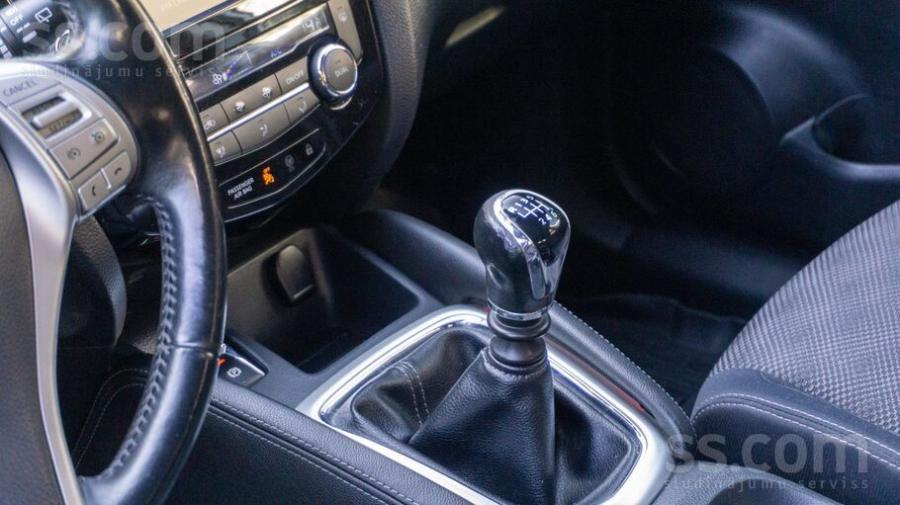 Pelēks Nissan Qashqai 2014 Rīga, ar dzinēja tilpumu 1.50 L un nobraukumu 222 tūkst. km par 7190 €, foto 15 vietnē AUTOMOTO.COM.LV