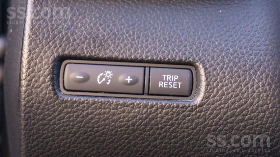 Pelēks Nissan Qashqai 2014 Rīga, ar dzinēja tilpumu 1.50 L un nobraukumu 222 tūkst. km par 7190 €, foto 24 vietnē AUTOMOTO.COM.LV