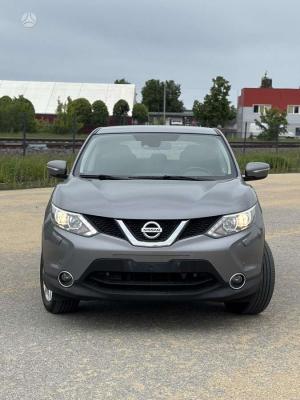 Grey Nissan Qashqai 2014 in Marijampole, with an engine capacity of 1.60 L and mileage of 264 thousand km for 6450 €, photo 3 on AUTOMOTO.COM.LV