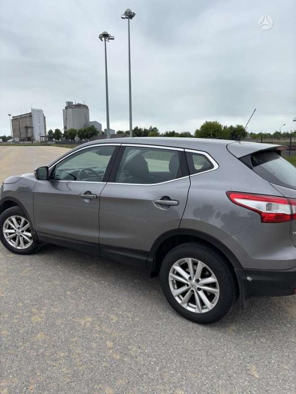 Pelēks Nissan Qashqai 2014 Marijampole, ar dzinēja tilpumu 1.60 L un nobraukumu 264 tūkst. km par 6450 €, foto 9 vietnē AUTOMOTO.COM.LV