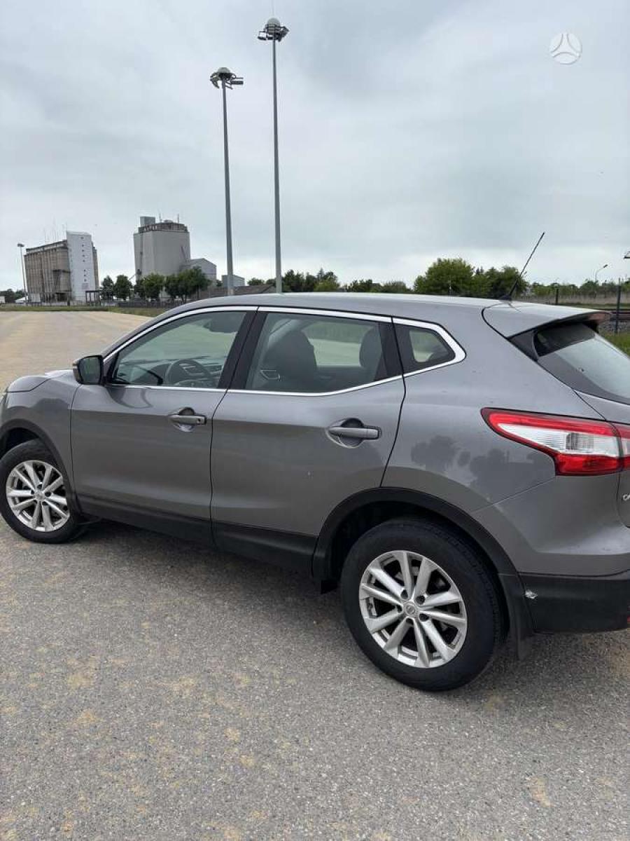 Grey Nissan Qashqai 2014 in Marijampole, with an engine capacity of 1.60 L and mileage of 264 thousand km for 6450 €, photo 10 on AUTOMOTO.COM.LV