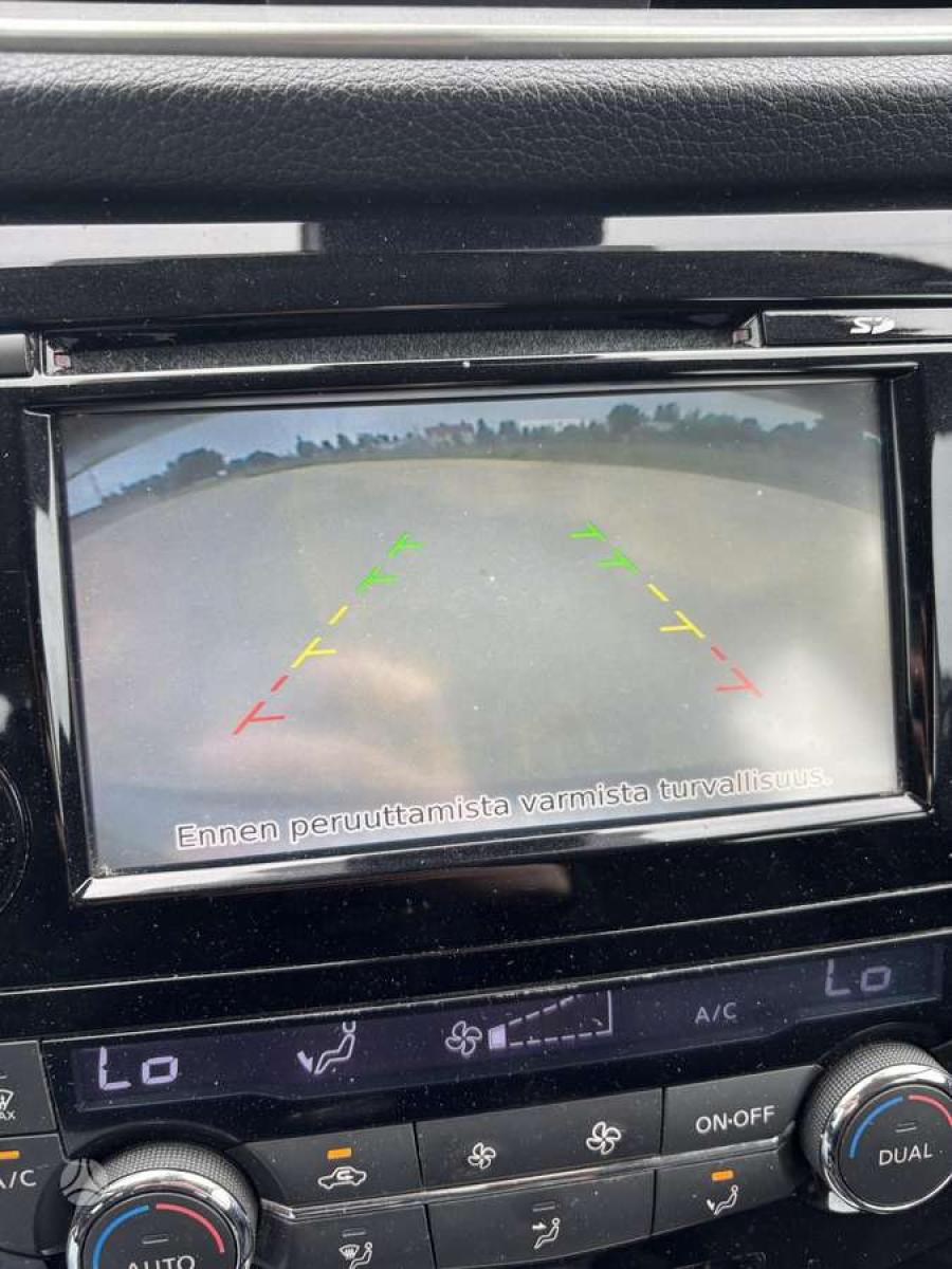 Grey Nissan Qashqai 2014 in Marijampole, with an engine capacity of 1.60 L and mileage of 264 thousand km for 6450 €, photo 24 on AUTOMOTO.COM.LV