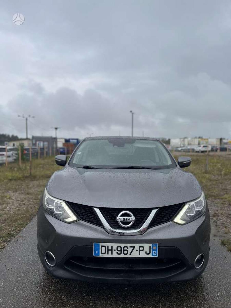 Pelēks Nissan Qashqai 2014 Viļņa, ar dzinēja tilpumu 1.60 L un nobraukumu 225 tūkst. km par 6897 €, foto 3 vietnē AUTOMOTO.COM.LV