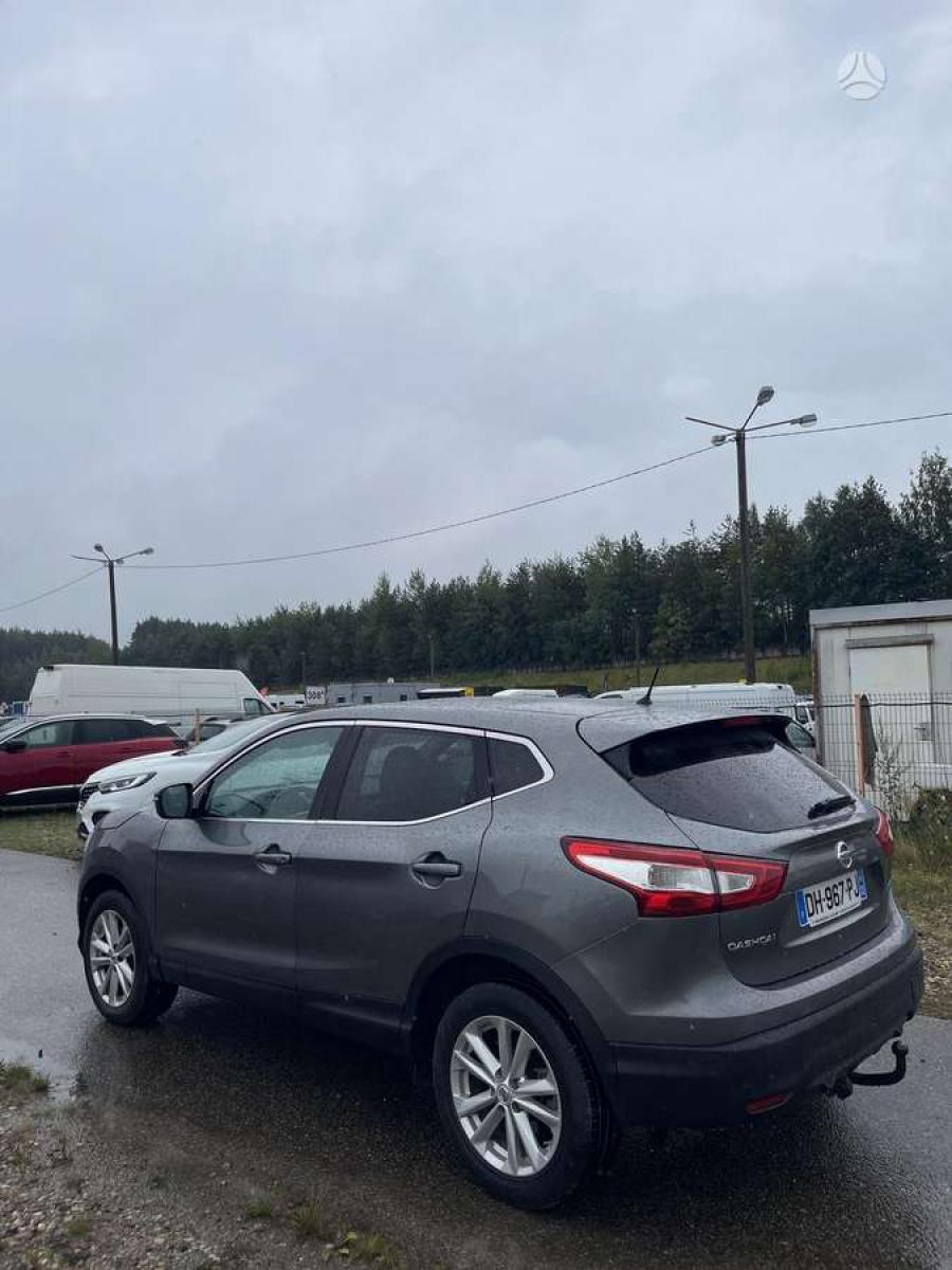 Pelēks Nissan Qashqai 2014 Viļņa, ar dzinēja tilpumu 1.60 L un nobraukumu 225 tūkst. km par 6897 €, foto 8 vietnē AUTOMOTO.COM.LV