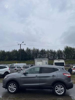 Pelēks Nissan Qashqai 2014 Viļņa, ar dzinēja tilpumu 1.60 L un nobraukumu 225 tūkst. km par 6897 €, foto 9 vietnē AUTOMOTO.COM.LV