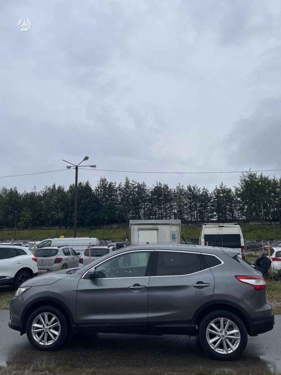 Pelēks Nissan Qashqai 2014 Viļņa, ar dzinēja tilpumu 1.60 L un nobraukumu 225 tūkst. km par 6897 €, foto 9 vietnē AUTOMOTO.COM.LV
