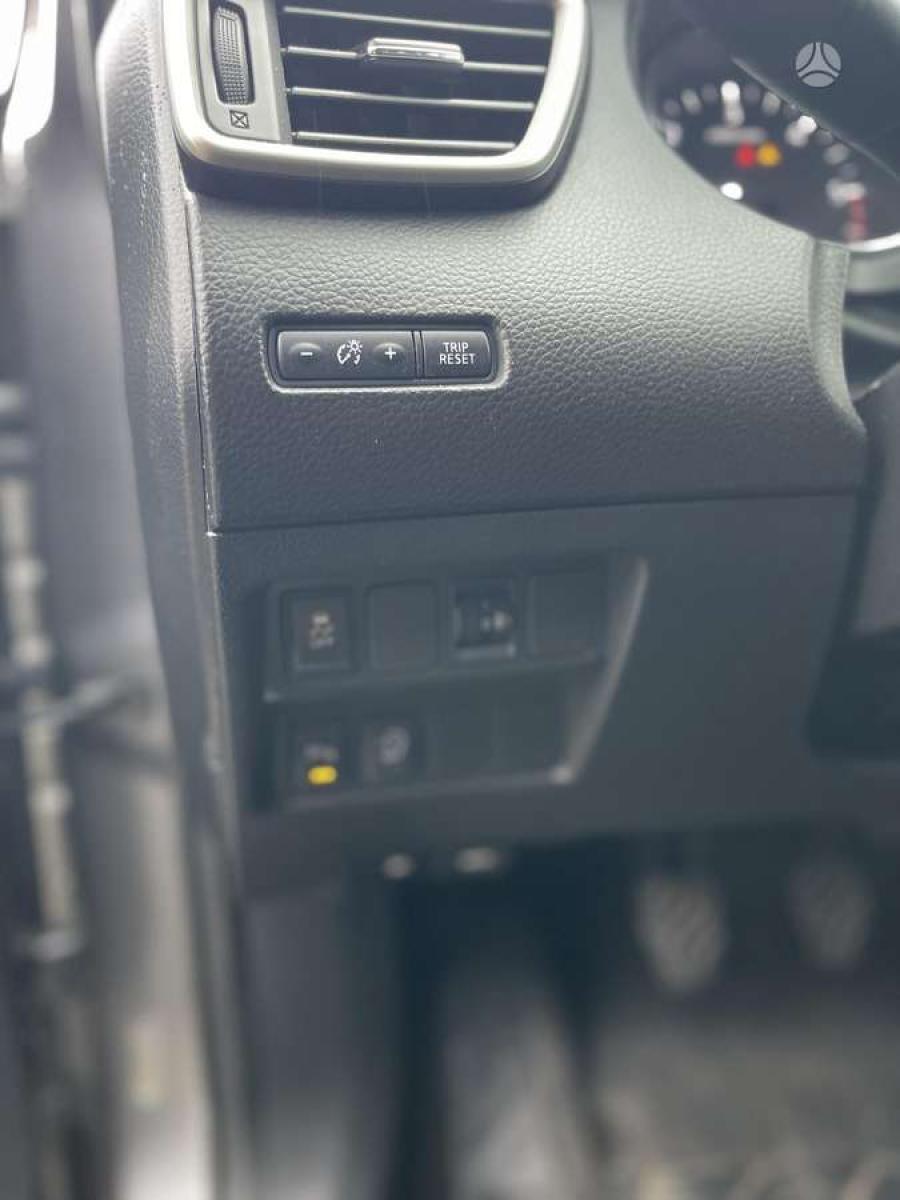 Pelēks Nissan Qashqai 2014 Viļņa, ar dzinēja tilpumu 1.60 L un nobraukumu 225 tūkst. km par 6897 €, foto 13 vietnē AUTOMOTO.COM.LV