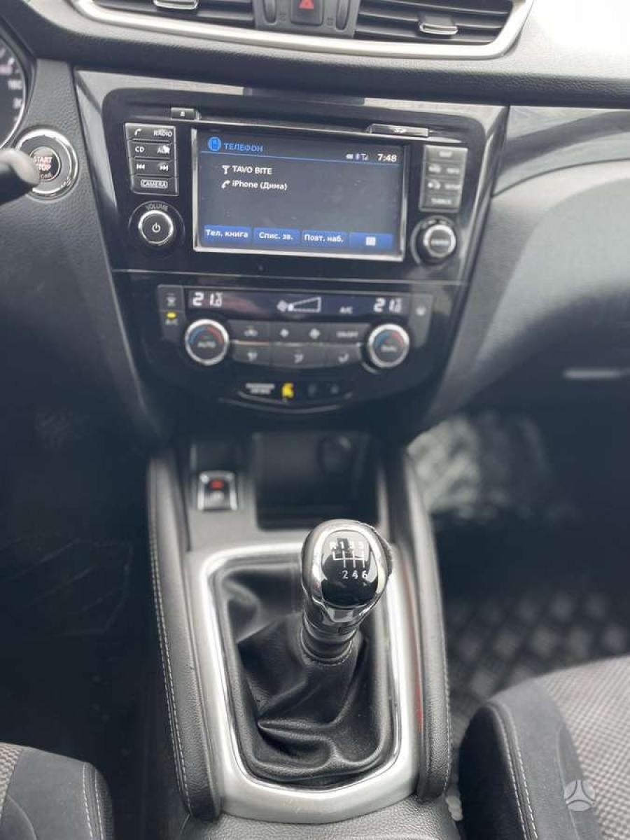 Pelēks Nissan Qashqai 2014 Viļņa, ar dzinēja tilpumu 1.60 L un nobraukumu 225 tūkst. km par 6897 €, foto 16 vietnē AUTOMOTO.COM.LV