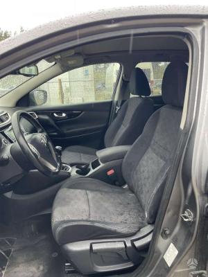 Pelēks Nissan Qashqai 2014 Viļņa, ar dzinēja tilpumu 1.60 L un nobraukumu 225 tūkst. km par 6897 €, foto 21 vietnē AUTOMOTO.COM.LV