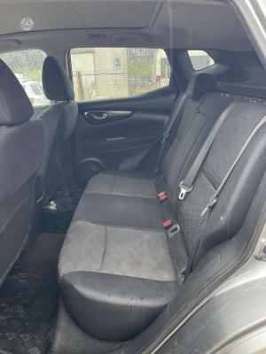 Pelēks Nissan Qashqai 2014 Viļņa, ar dzinēja tilpumu 1.60 L un nobraukumu 225 tūkst. km par 6897 €, foto 22 vietnē AUTOMOTO.COM.LV