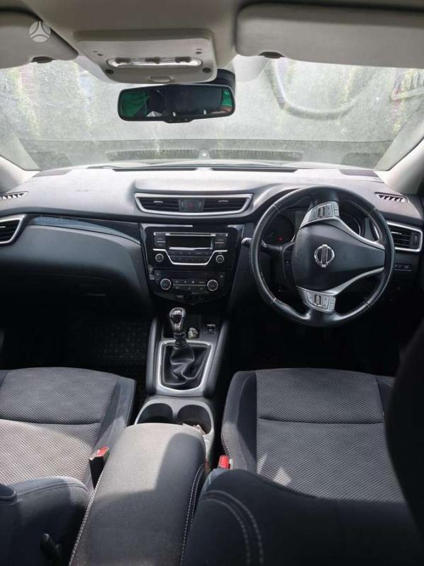Pelēks Nissan Qashqai 2014 Kauņa, ar dzinēja tilpumu 1.46 L un nobraukumu 187 tūkst. km par 2600 €, foto 7 vietnē AUTOMOTO.COM.LV